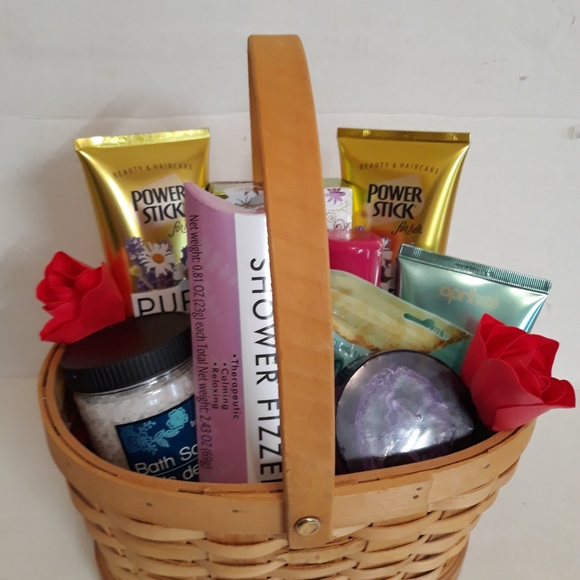 Handmade | Bath & Body | Gift Basket Arrangement Bath And Body Set 3 ...
